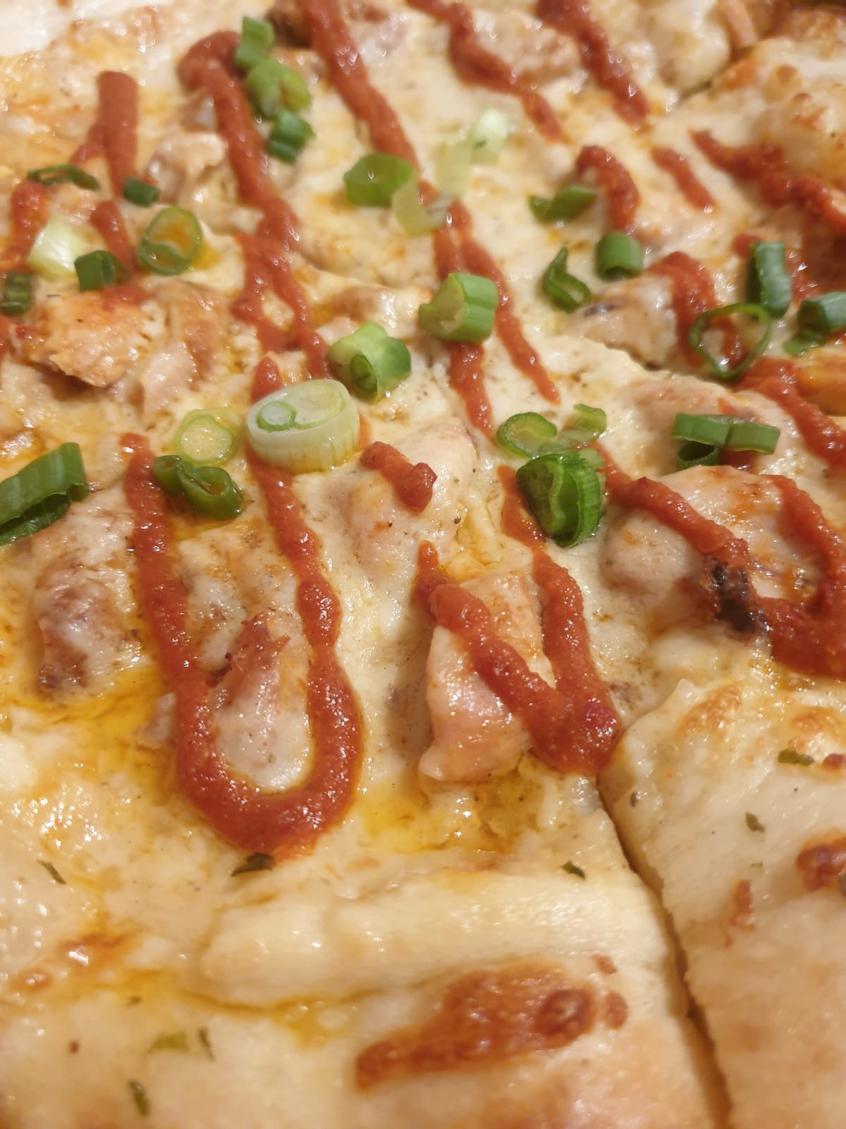 R&B Weekend Feature – Buffalo Chicken – The pizza muse